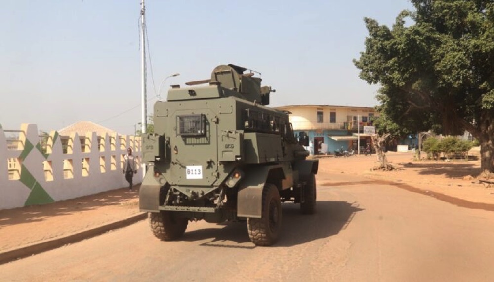 Les Forces armées de Côte d'Ivoire mènent une opération interarmes dans ...