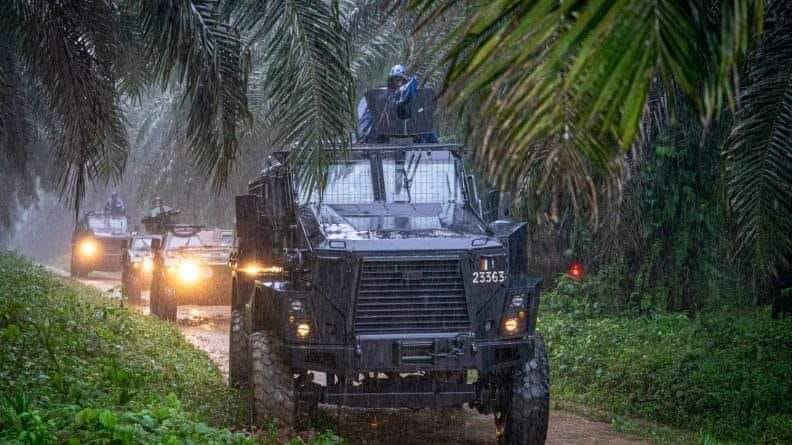 Les Forces armées de Côte d'Ivoire mènent une opération interarmes dans ...