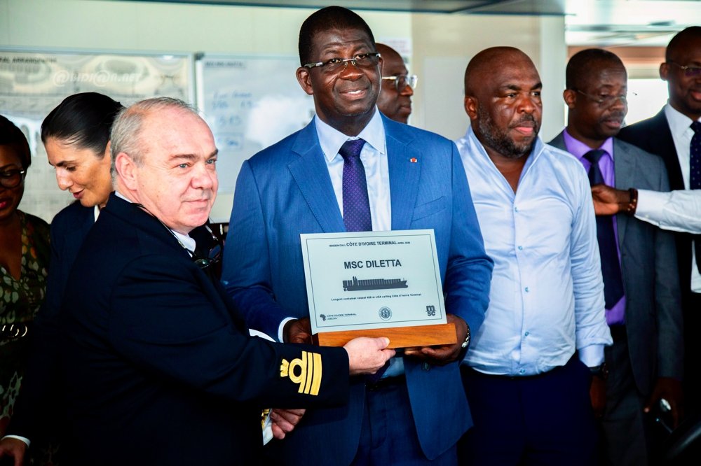arrivee-du-navire-msc-diletta-au-port-d-abidjan_i0q0qz4bo6 - Chantiers de la gouvernance